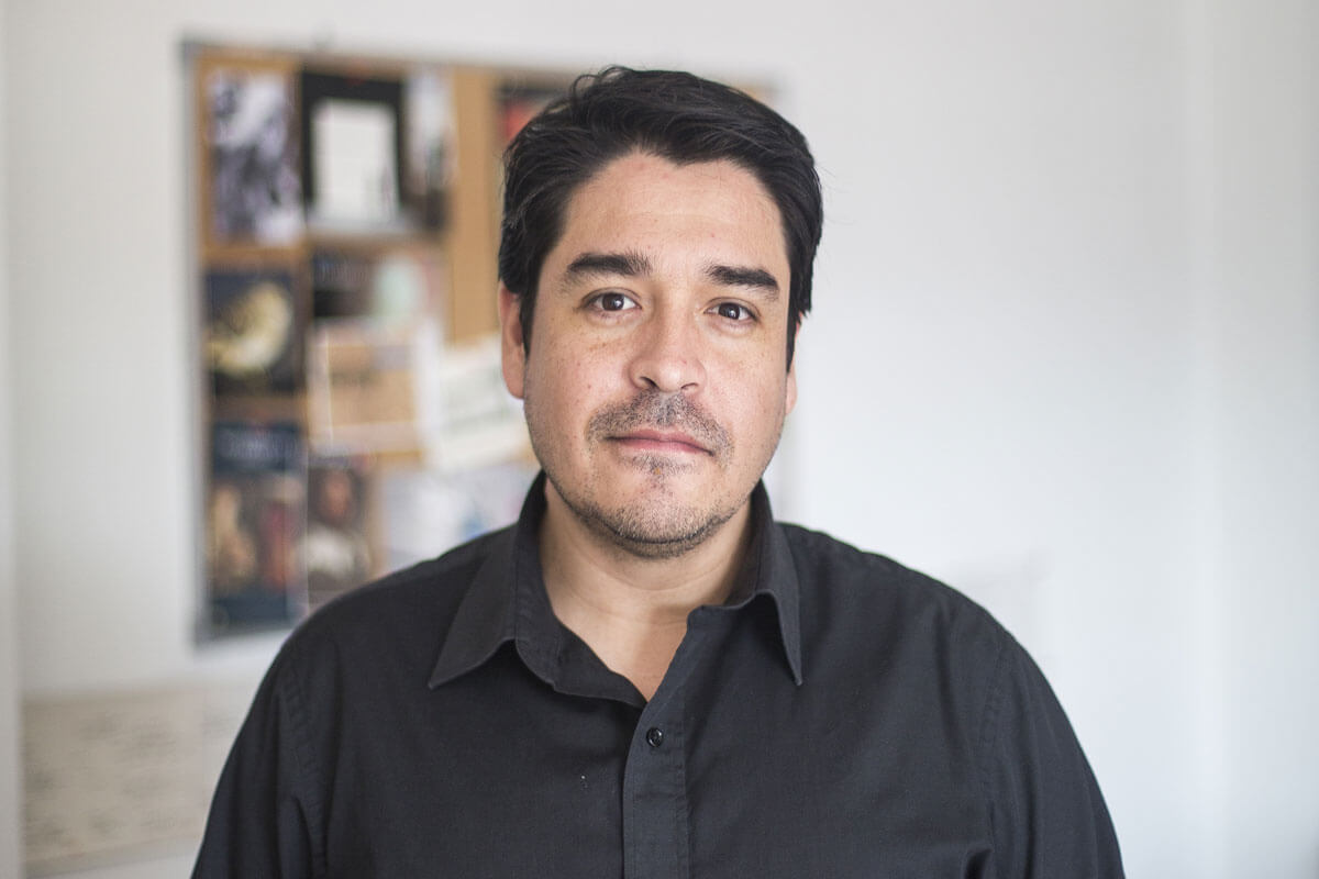 Sebastián Vidal y la curadoría de la exposición «Materia gris» | UAH ...